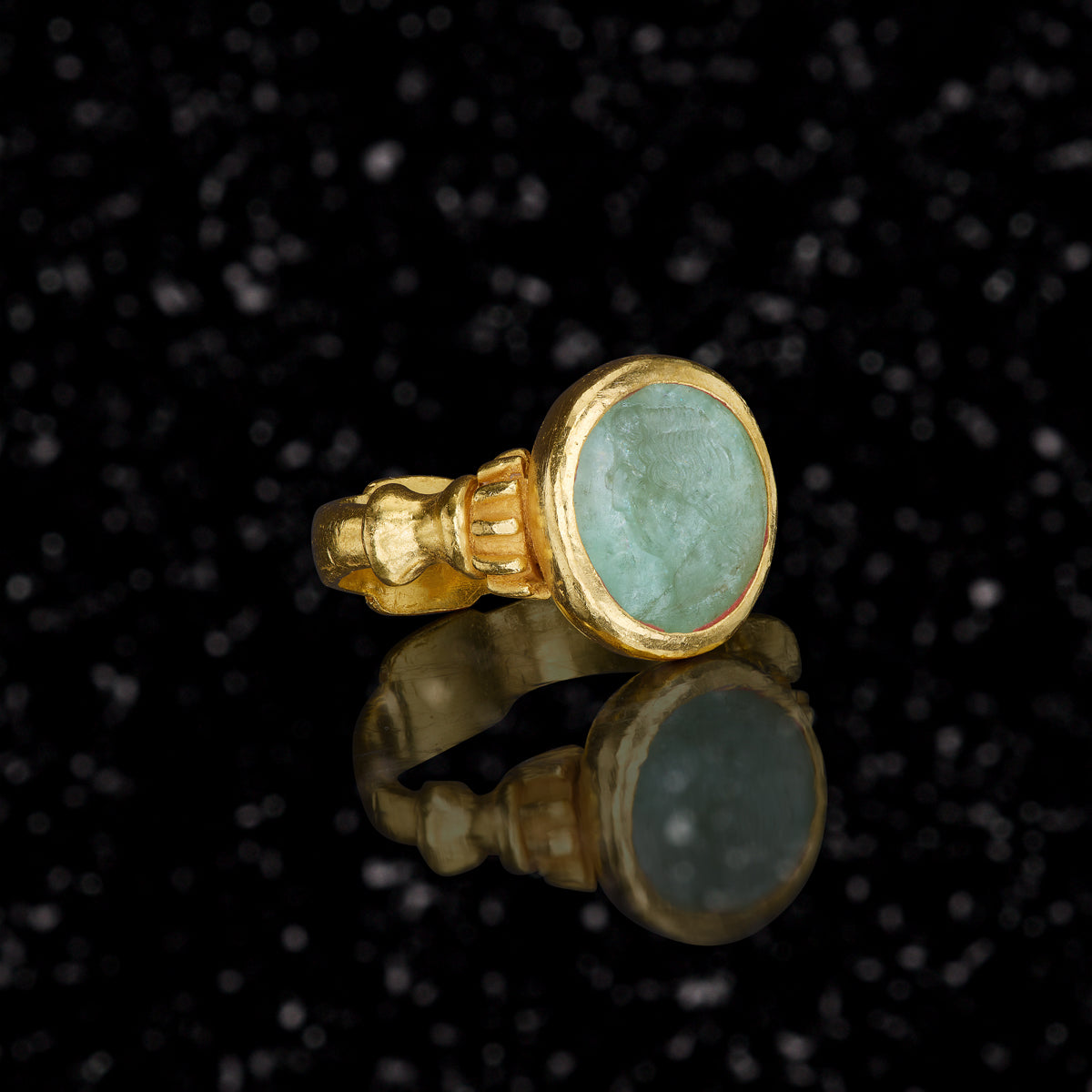THE BLUE WOMAN INTAGLIO RING – The Moonstoned
