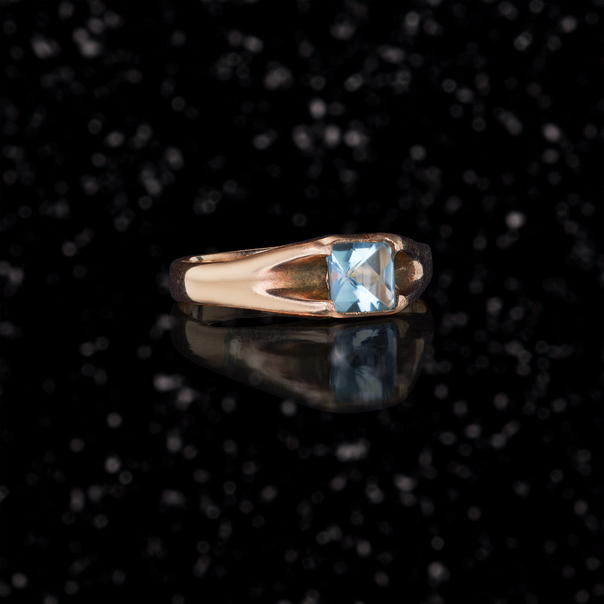 THE BABY BLUE RING – The Moonstoned